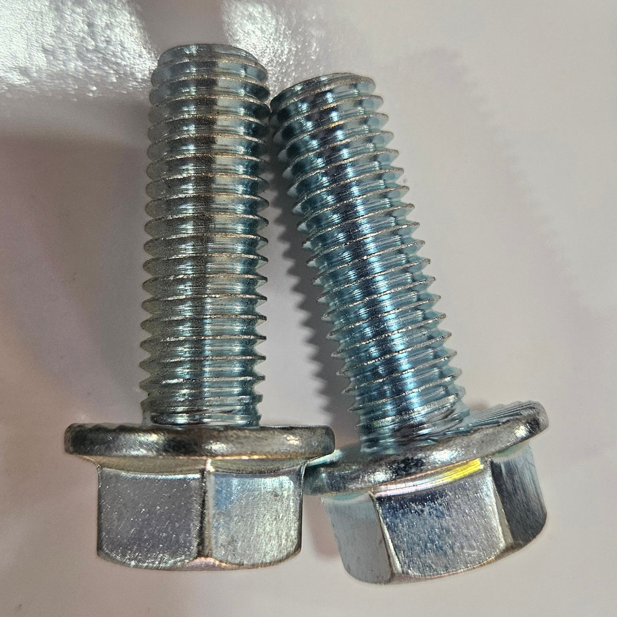 Serrated Flange Tandem Pump Mounting Bolt (2) – DINGOPOWER.com